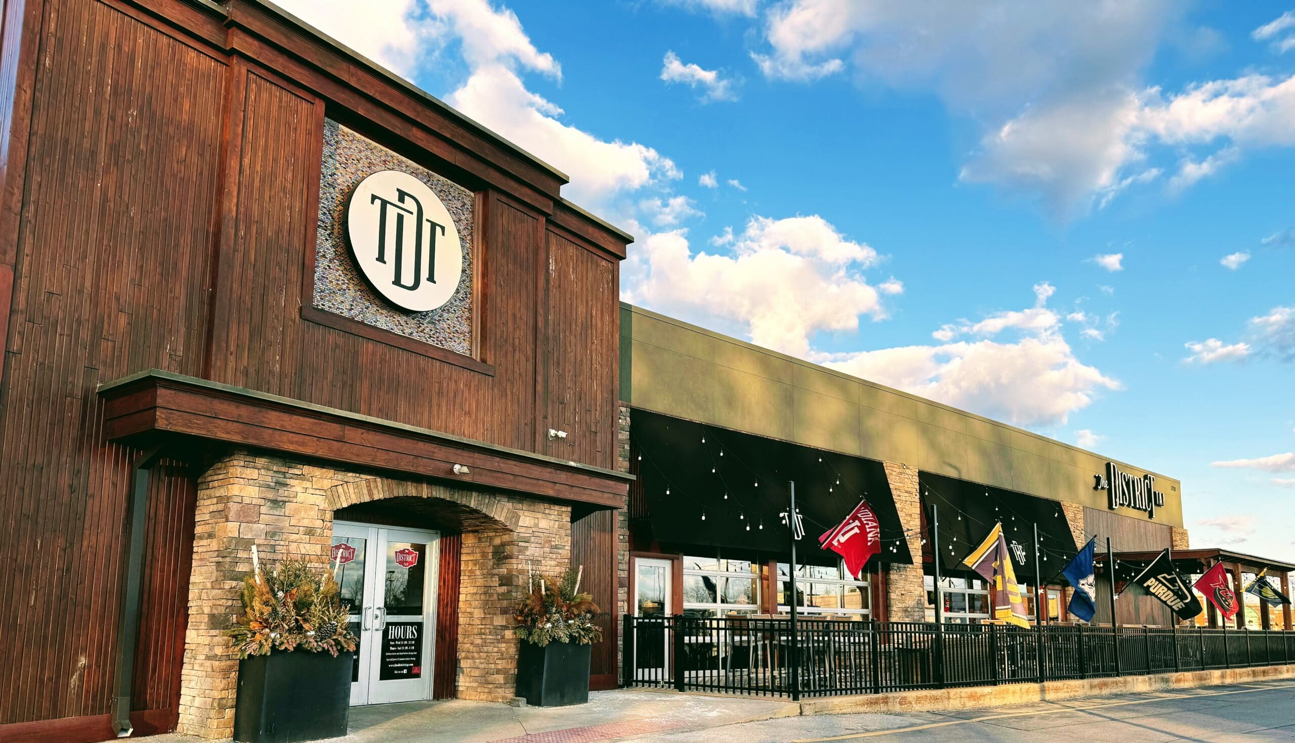 THE DISTRICT TAP NORTHSIDE - INDIANAPOLIS - beerblogIN